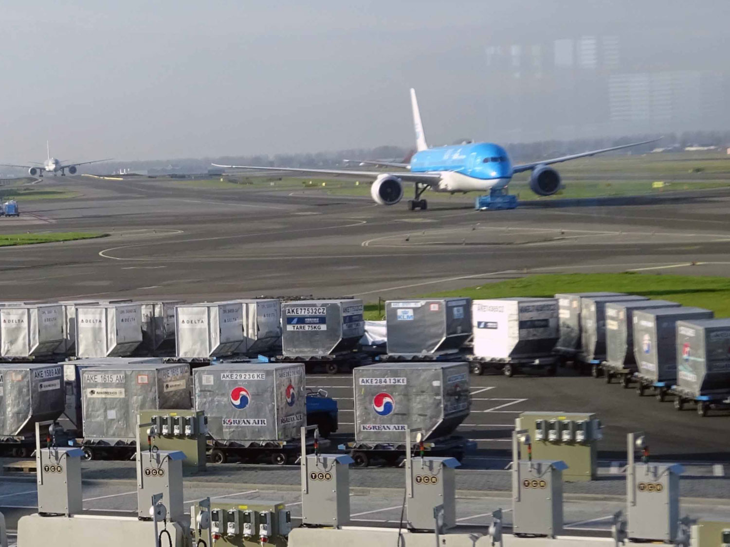 Sea/Air growth undiminished - Metro